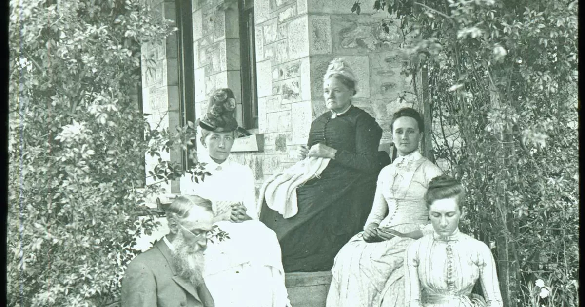 The Wigg family - AGSA Collection