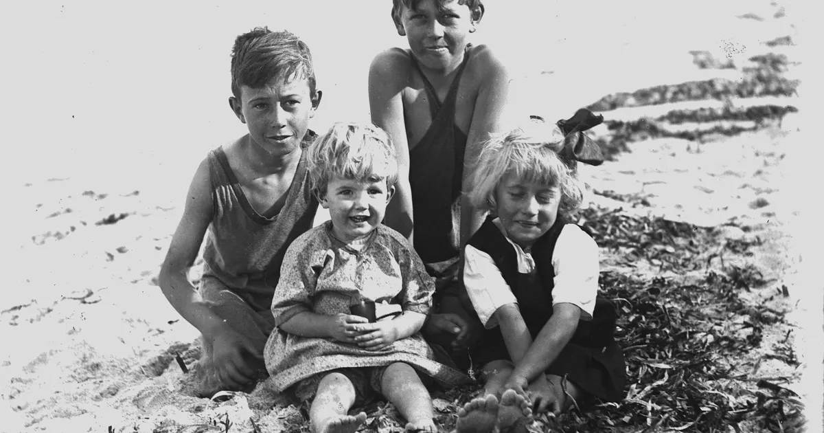 Group of four children at seashore - AGSA Collection