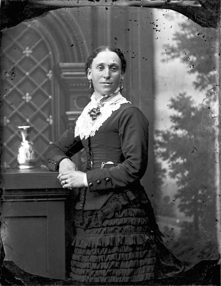 Portrait of a woman, lace fichu and flowers worn at neck - AGSA Collection