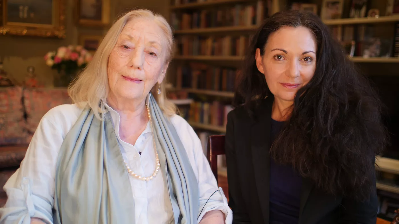 Tracey Lock in-conversation with Dr Rosalind Hollinrake - AGSA