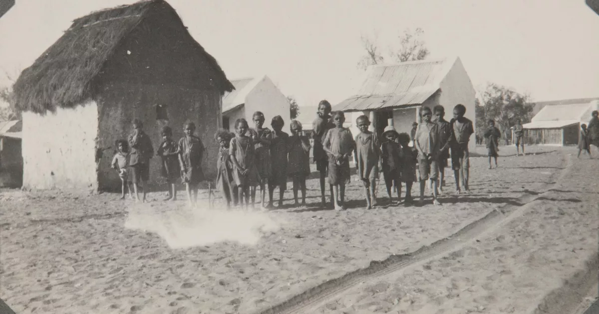 Arrernte children, Hermannsburg Mission - AGSA Collection