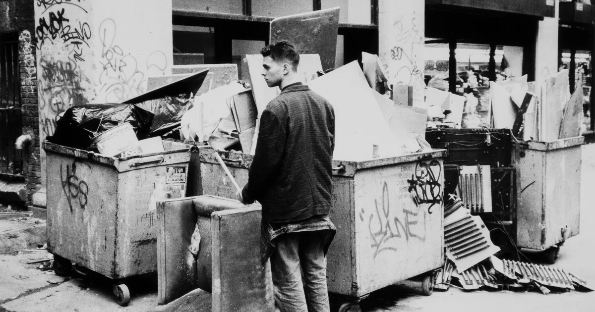 Migi Drummond of the band Curiosity Killed the Cat - AGSA Collection
