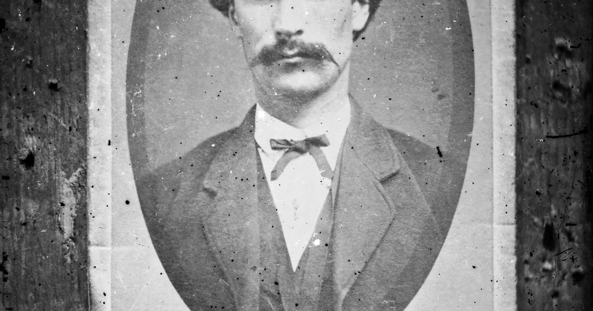 Photographic reporduction of carte de visite portrait portraying Edward ...