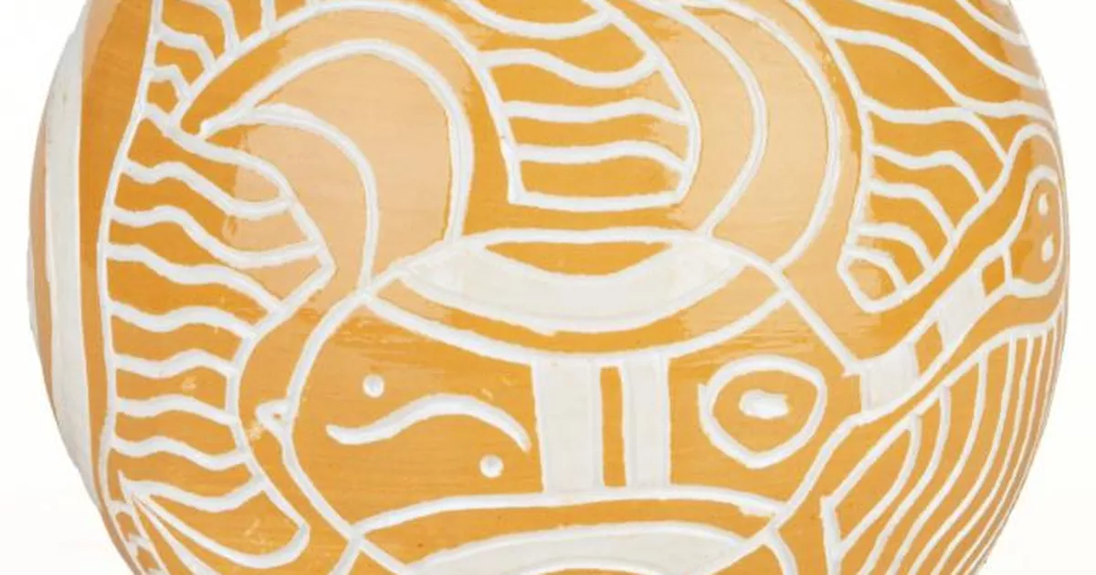 Turtle jar [sgraffito] - AGSA Collection