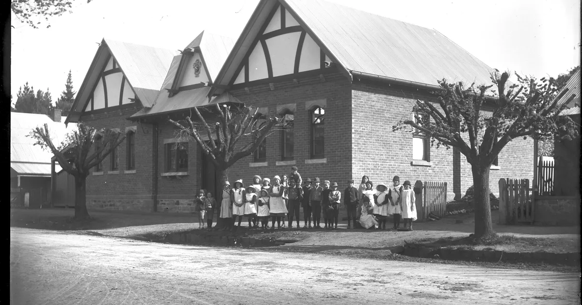 Children gathered by wool mill - AGSA Collection
