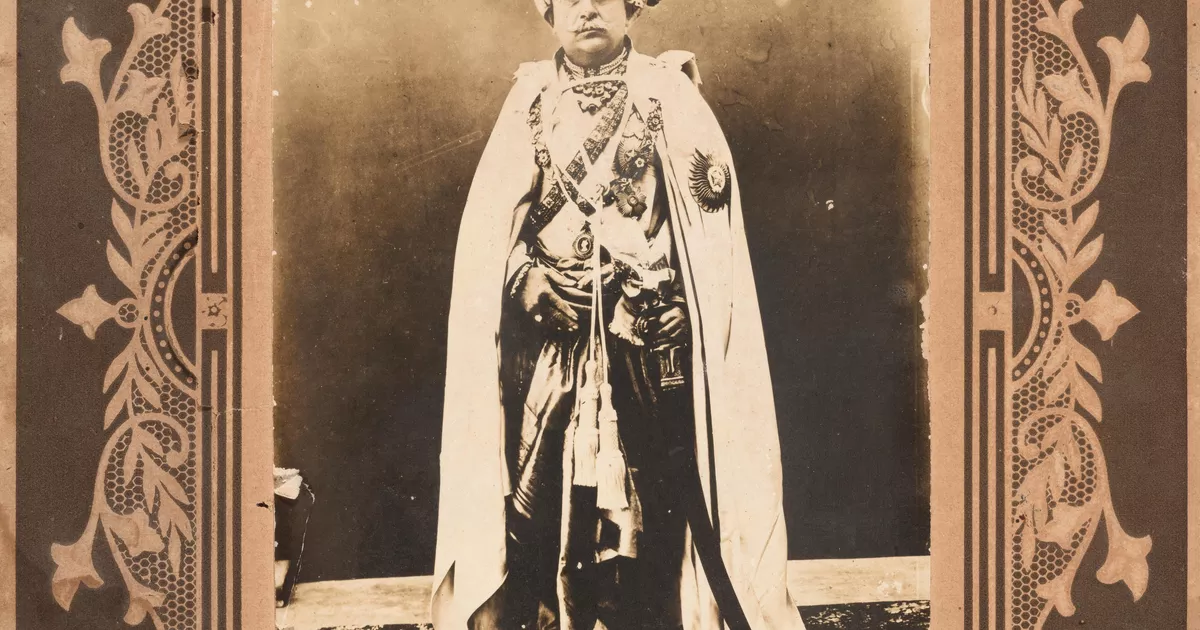 Studio portrait - AGSA Collection