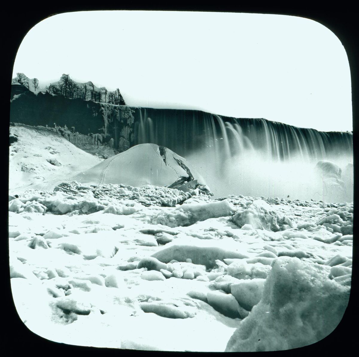 Below the American Fall - AGSA Collection