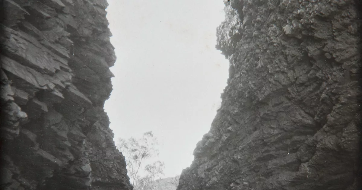 View through Simpson's Gap - AGSA Collection