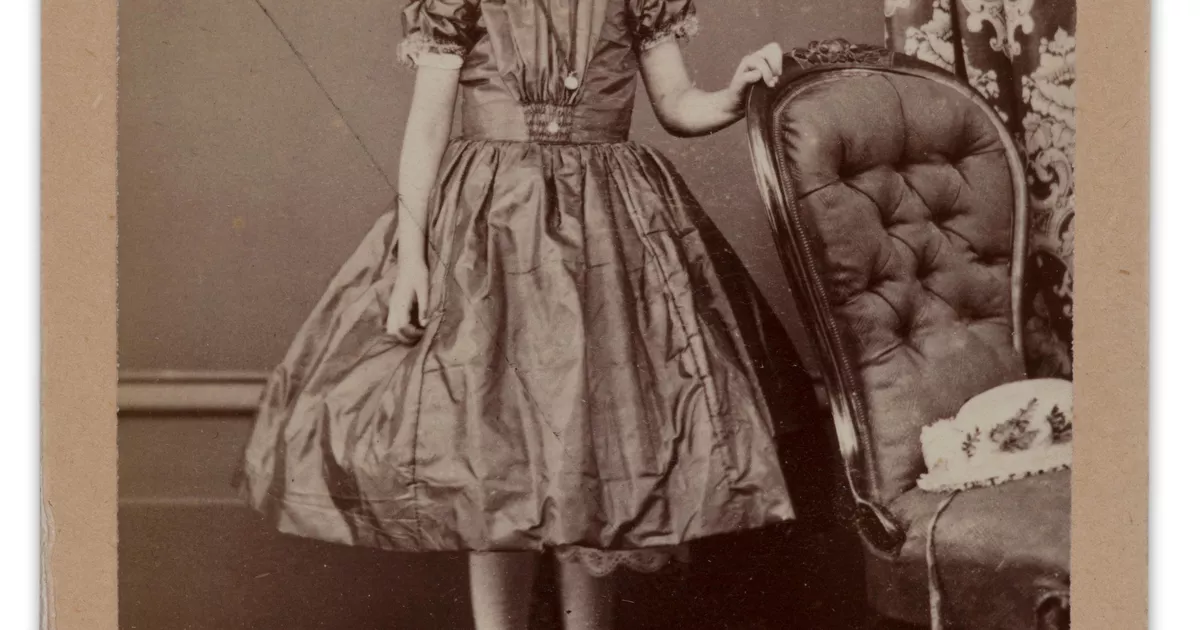 Childhood portrait of Mary Jane Marchant (aged about 10) - AGSA Collection