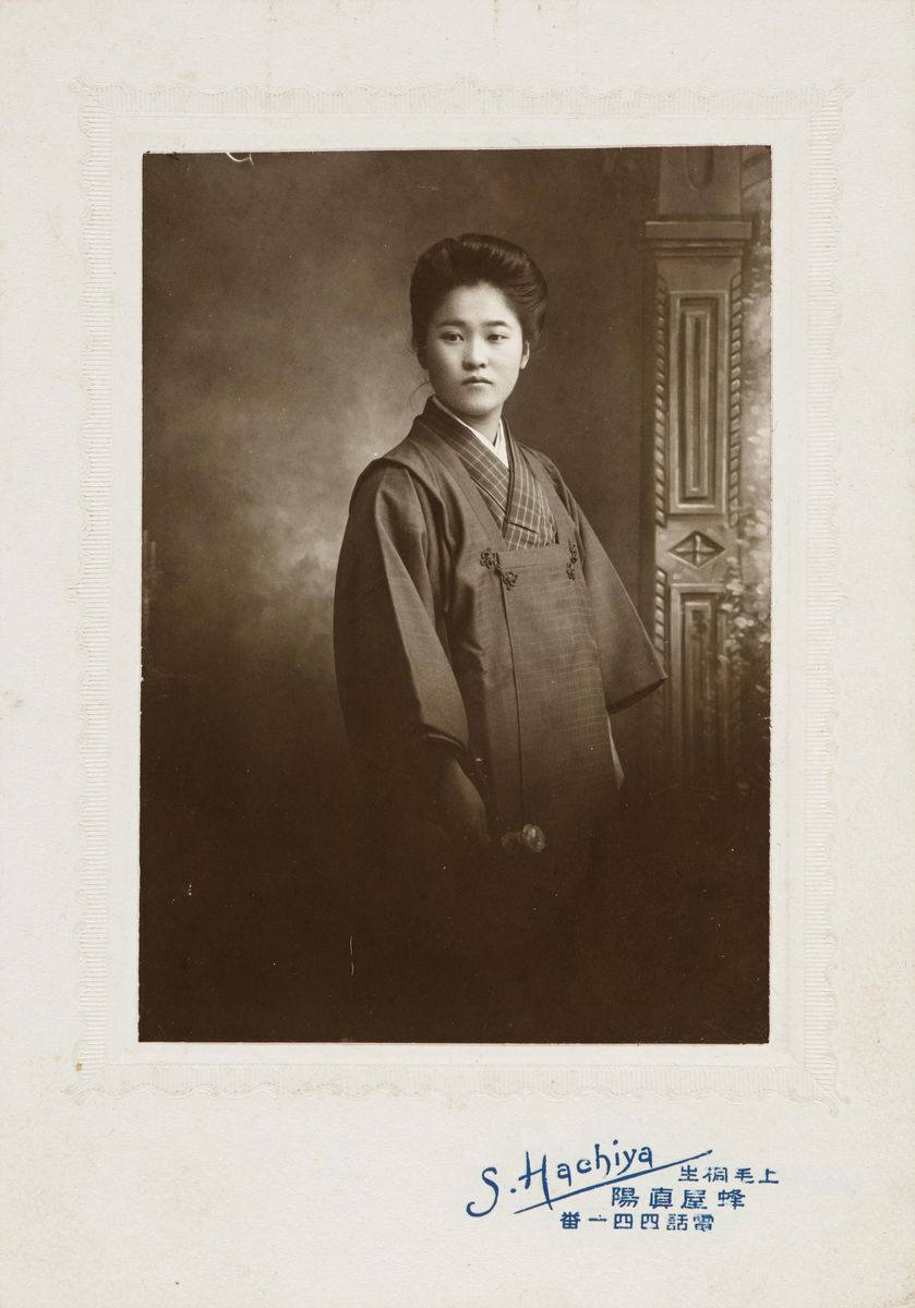 Woman, three quarter length portrait - AGSA Collection