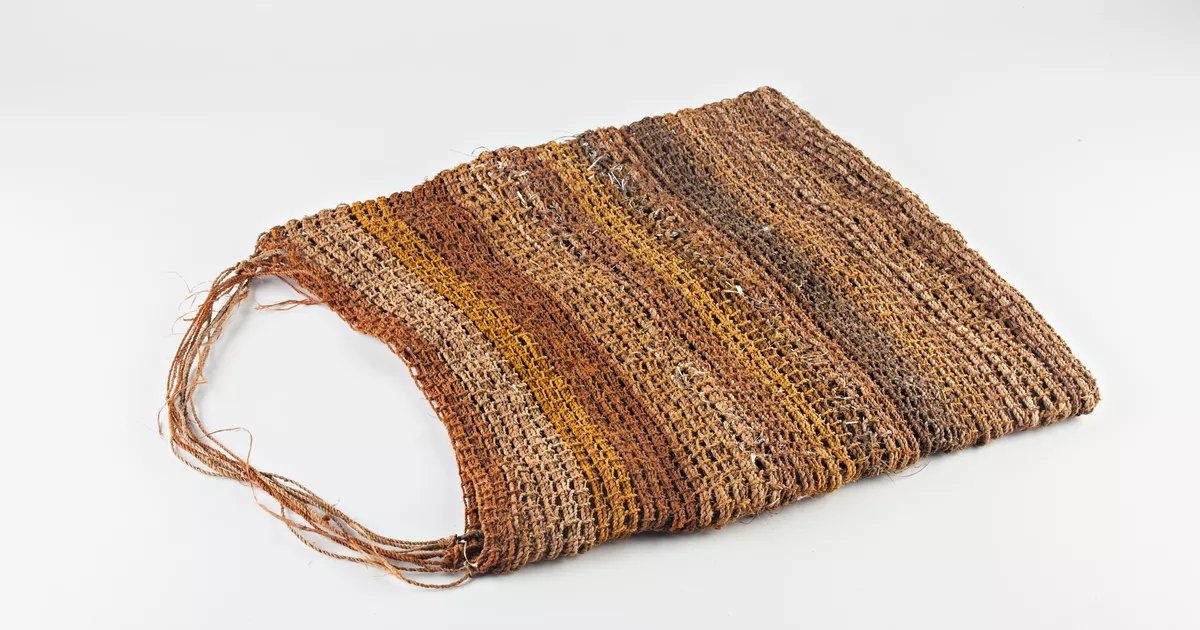 String bag - AGSA Collection